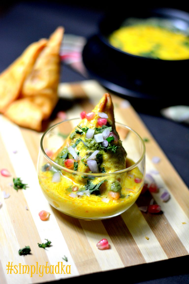 Samosa Kadhi Chaat | Kadhi Samosa Chaat | Simply Tadka