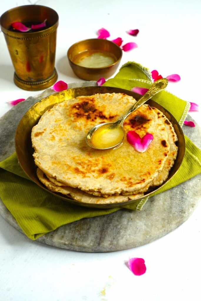 Sindhi Mitho Lolo Recipe | Sindhi Sweet Flatbread Recipe | Simply Tadka