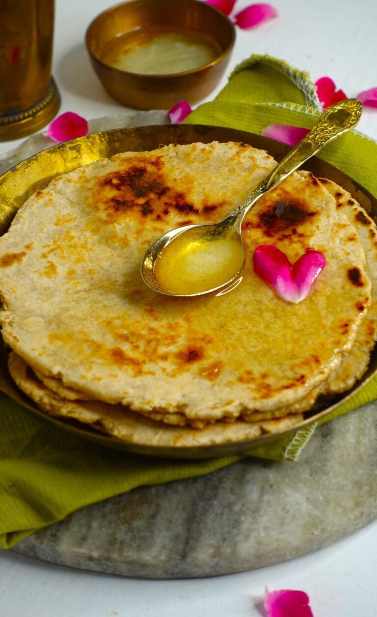 Sindhi Mitho Lolo Recipe | Sindhi Sweet Flatbread Recipe | Simply Tadka